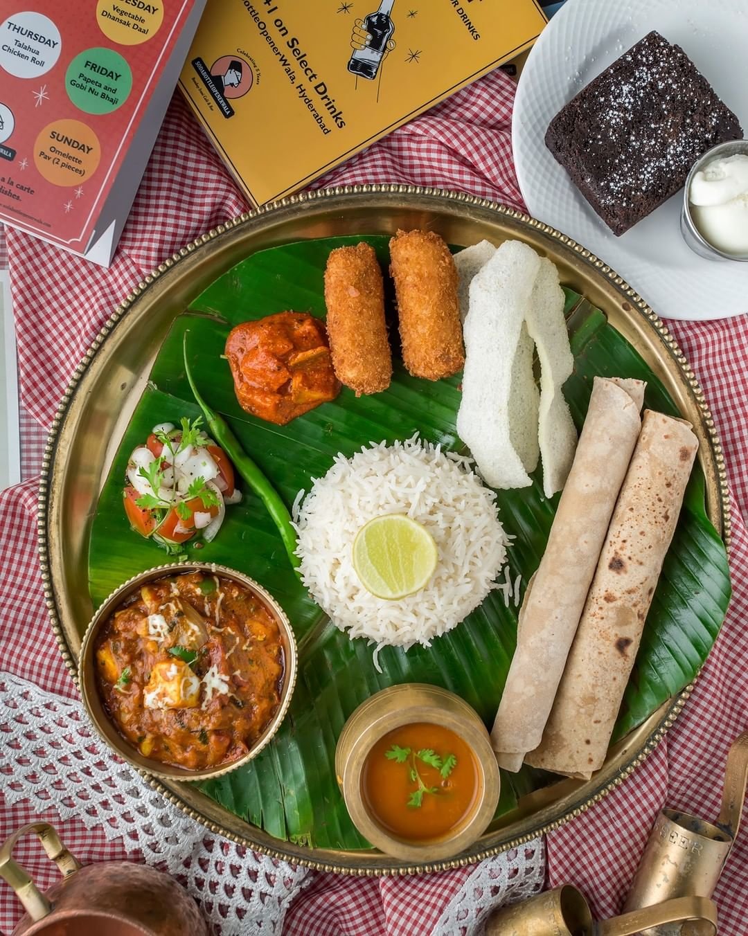 DLF CyberHub Gurgaon Guide: Restaurants, Metro, Timings | Trip Guru Go