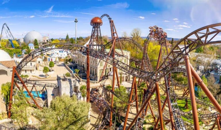Top Amusement and Theme Parks for Rides and Family Fun | Trip Guru Go