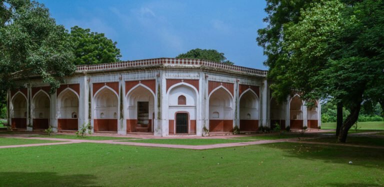 Sunder Nursery Delhi – Timings, Location and Nearest Metro | Trip Guru Go